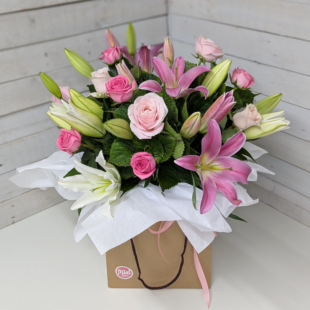 'PRETTY IN PINK' Fresh Floral Bouquet Bag — Mint Floral NZ