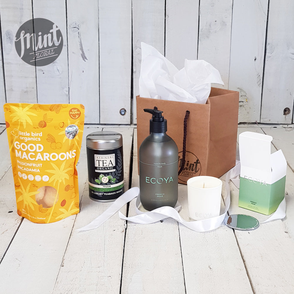 Darling Delights Gift Bag — Mint Floral NZ